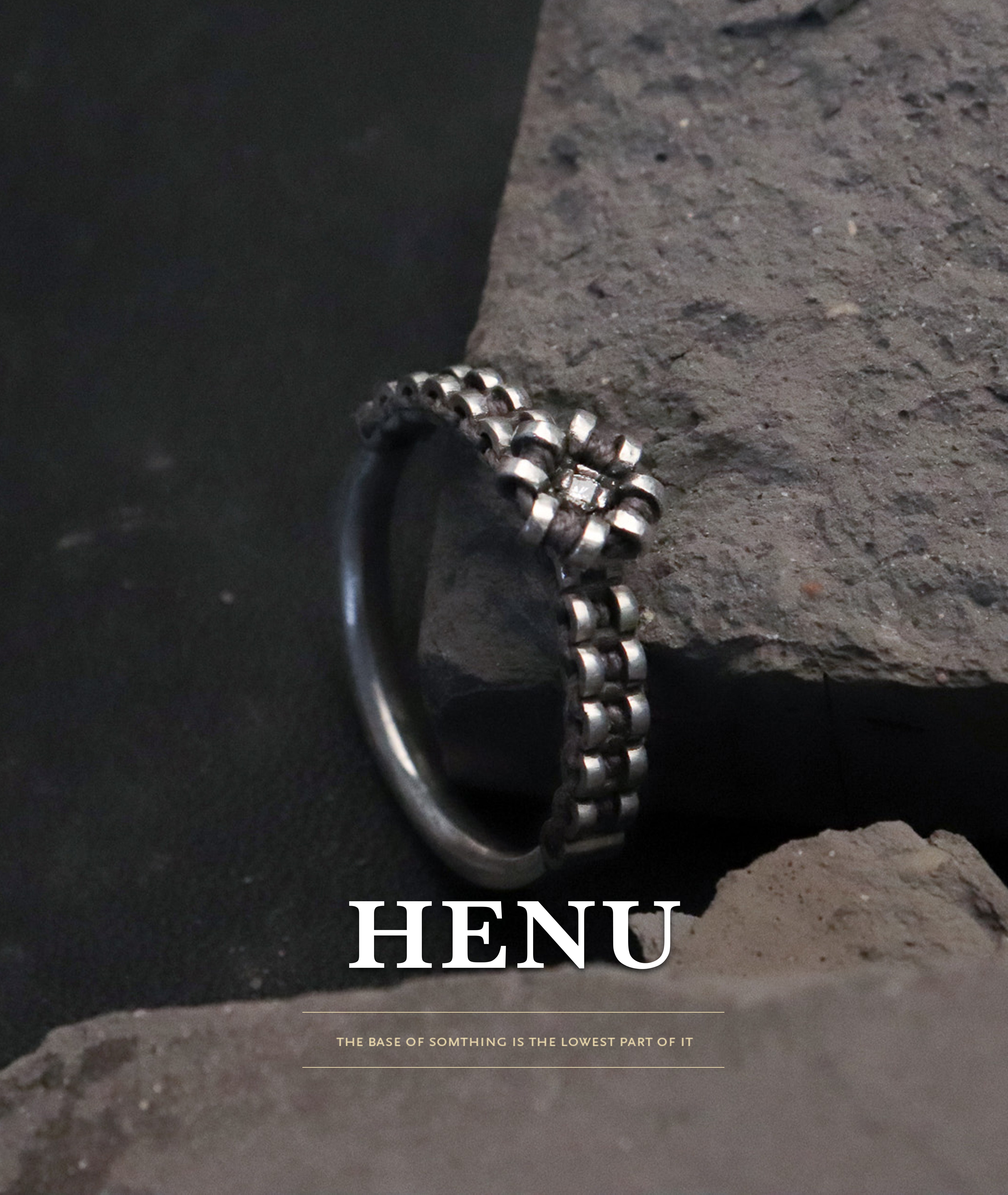 D.S RING – HENU